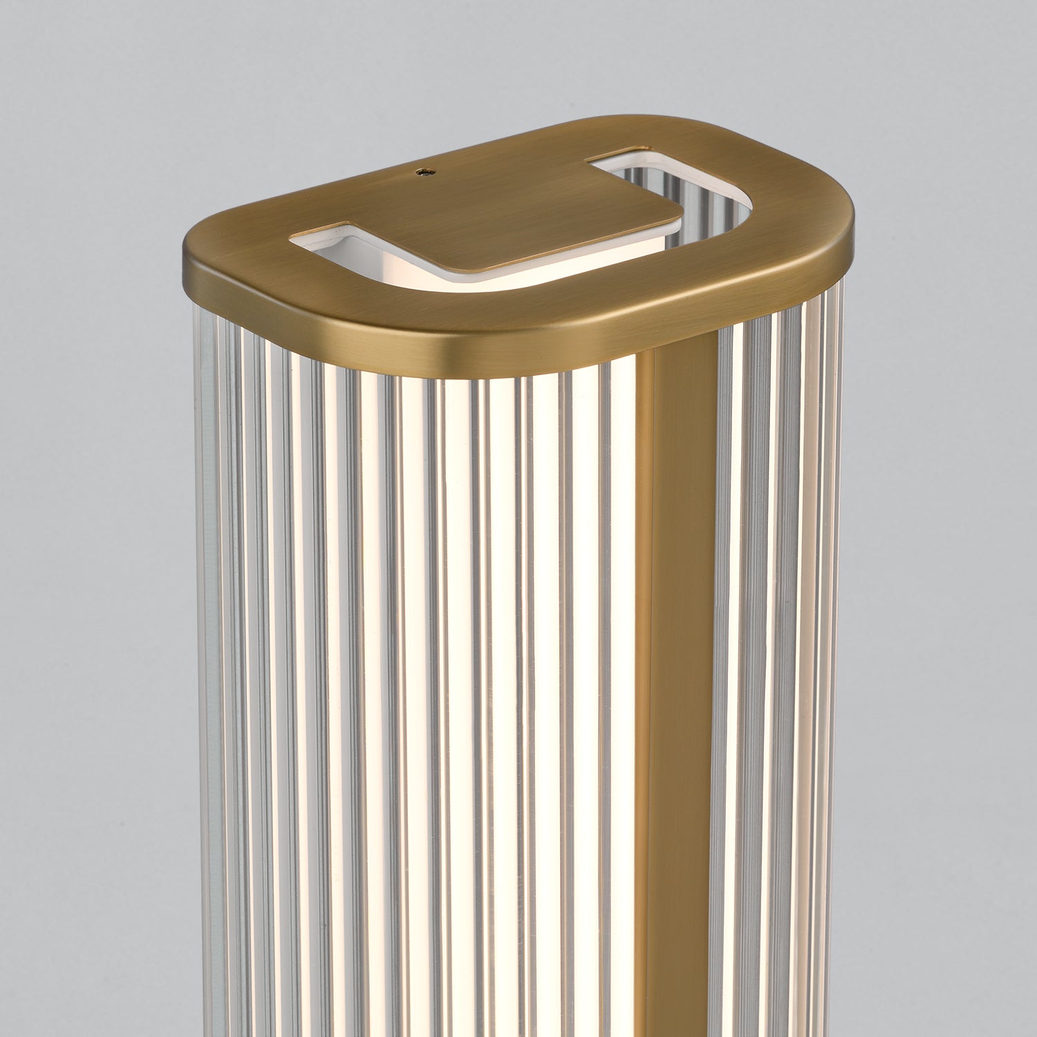 Diva IP44 – Light & Store